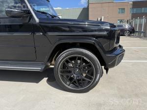 Black Mercedes-Benz g-400 2024 in Tallinn, with an engine capacity of 3.00 L and mileage of 11 thousand km for 165770 €, photo 15 on AUTOMOTO.COM.LV