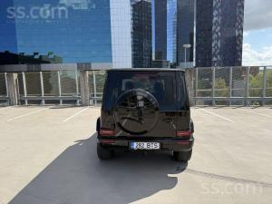 Black Mercedes-Benz g-400 2024 in Tallinn, with an engine capacity of 3.00 L and mileage of 11 thousand km for 165770 €, photo 7 on AUTOMOTO.COM.LV