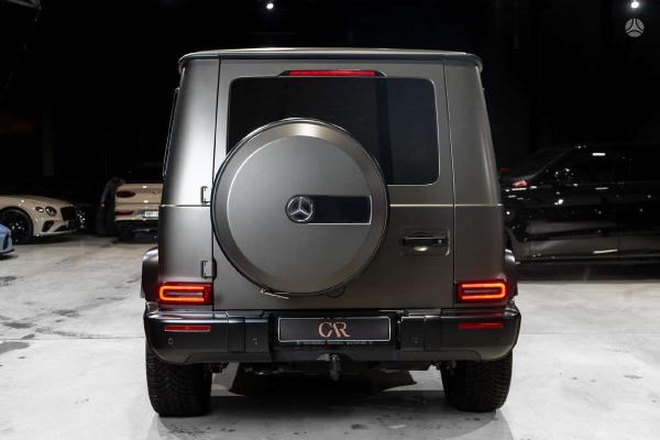 Grey Mercedes-Benz g-400 2021 in Riga, with an engine capacity of 2.93 L and mileage of 29 thousand km for 136000 €, photo 5 on AUTOMOTO.COM.LV