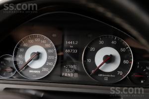 Black Mercedes-Benz g-500 2012 in Tukums, with an engine capacity of 5.50 L and mileage of 89 thousand km for 89000 €, photo 31 on AUTOMOTO.COM.LV