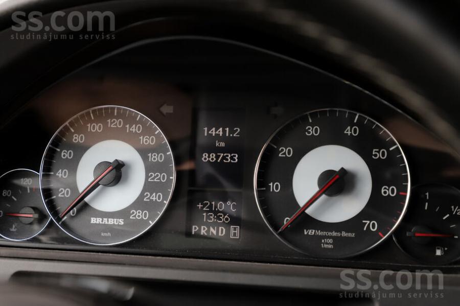 Black Mercedes-Benz g-500 2012 in Tukums, with an engine capacity of 5.50 L and mileage of 89 thousand km for 89000 €, photo 31 on AUTOMOTO.COM.LV