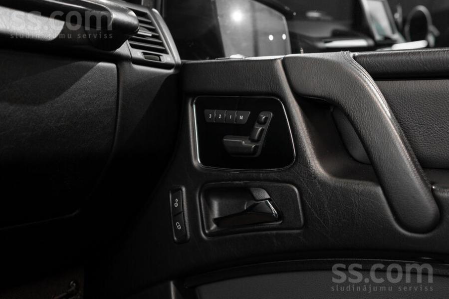 Melns Mercedes-Benz g-500 2014 Rīga, ar dzinēja tilpumu 5.50 L un nobraukumu 97 tūkst. km par 54500 €, foto 26 vietnē AUTOMOTO.COM.LV