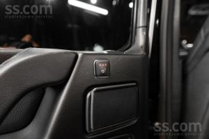 Melns Mercedes-Benz g-500 2014 Rīga, ar dzinēja tilpumu 5.50 L un nobraukumu 97 tūkst. km par 54500 €, foto 28 vietnē AUTOMOTO.COM.LV