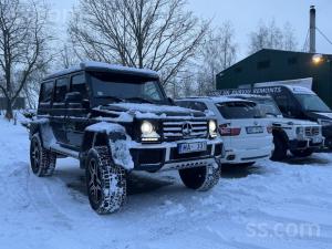 Black Mercedes-Benz g-500 2017 in Tukums, with an engine capacity of 4.00 L and mileage of 65 thousand km for 132600 €, photo 3 on AUTOMOTO.COM.LV