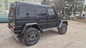 Black Mercedes-Benz g-500 2017 in Tukums, with an engine capacity of 4.00 L and mileage of 65 thousand km for 132600 €, photo 6 on AUTOMOTO.COM.LV