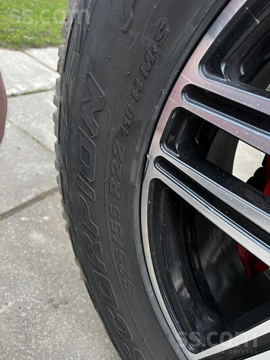 Black Mercedes-Benz g-500 2017 in Tukums, with an engine capacity of 4.00 L and mileage of 65 thousand km for 132600 €, photo 17 on AUTOMOTO.COM.LV