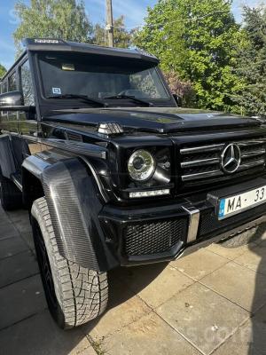 Black Mercedes-Benz g-500 2017 in Tukums, with an engine capacity of 4.00 L and mileage of 65 thousand km for 132600 €, photo 21 on AUTOMOTO.COM.LV