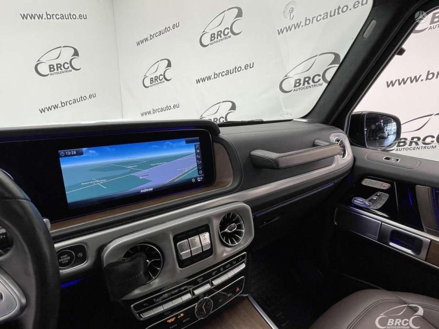 Черный Мерседес Г 500 2018 в Вильнюс, объемом двигателя 3.98 л и пробегом 115 тыс. км за 99900 €, фото 32 на AUTOMOTO.COM.LV