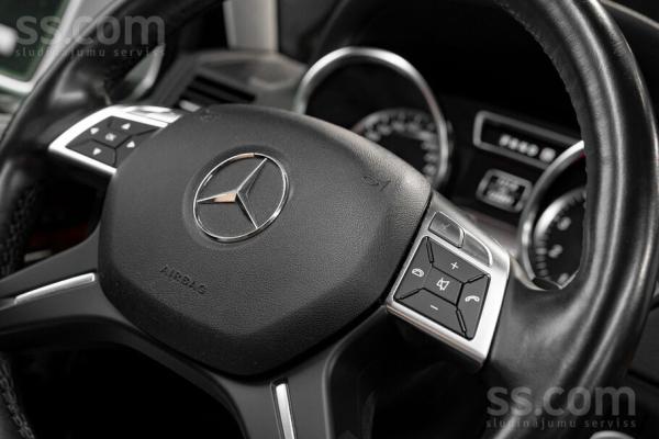 Mercedes-Benz g-500 2013 in Riga, with an engine capacity of 5.50 L and mileage of 126 thousand km for 46500 €, photo 7 on AUTOMOTO.COM.LV