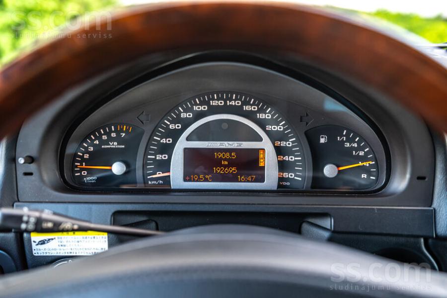Mercedes-Benz g-55-amg 2006 in Riga, with an engine capacity of 5.50 L and mileage of 193 thousand km for 33900 €, photo 12 on AUTOMOTO.COM.LV