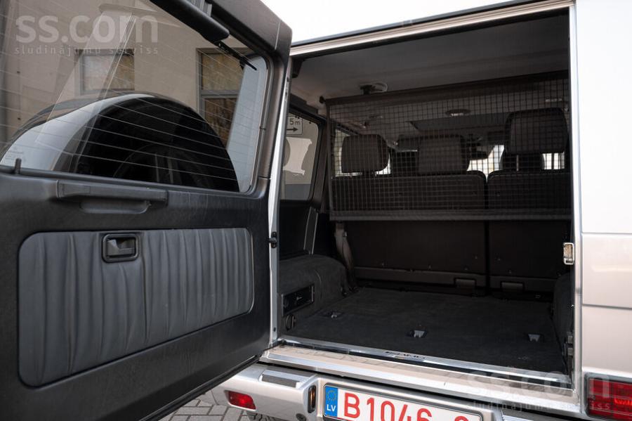 Grey Mercedes-Benz g-55-amg 2006 in Jelgava, with an engine capacity of 5.50 L and mileage of 44 thousand km for 65000 €, photo 27 on AUTOMOTO.COM.LV