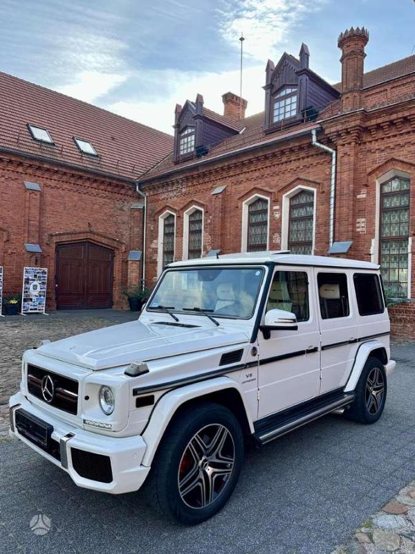 White Mercedes-Benz g-55-amg 2005 in Kaunas, with an engine capacity of 0.00 L and mileage of 176 thousand km for 49700 €, photo 10 on AUTOMOTO.COM.LV