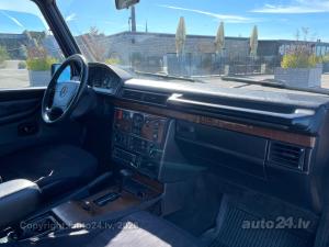 Black Mercedes-Benz G-Class 1990 in Tallinn, with an engine capacity of 3.00 L and mileage of 330 thousand km for 19500 €, photo 8 on AUTOMOTO.COM.LV