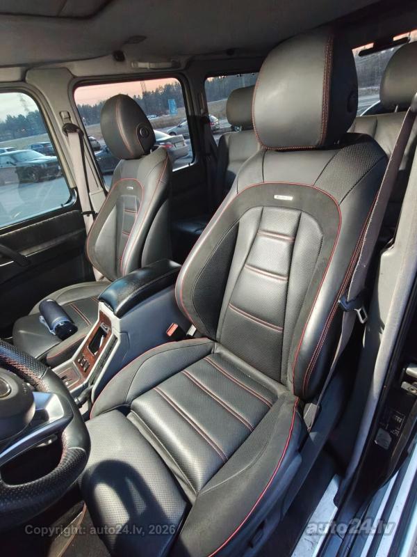 Black Mercedes-Benz G-Class 2004 in Tallinn, with an engine capacity of 4.00 L and mileage of 0 thousand km for 39500 €, photo 11 on AUTOMOTO.COM.LV