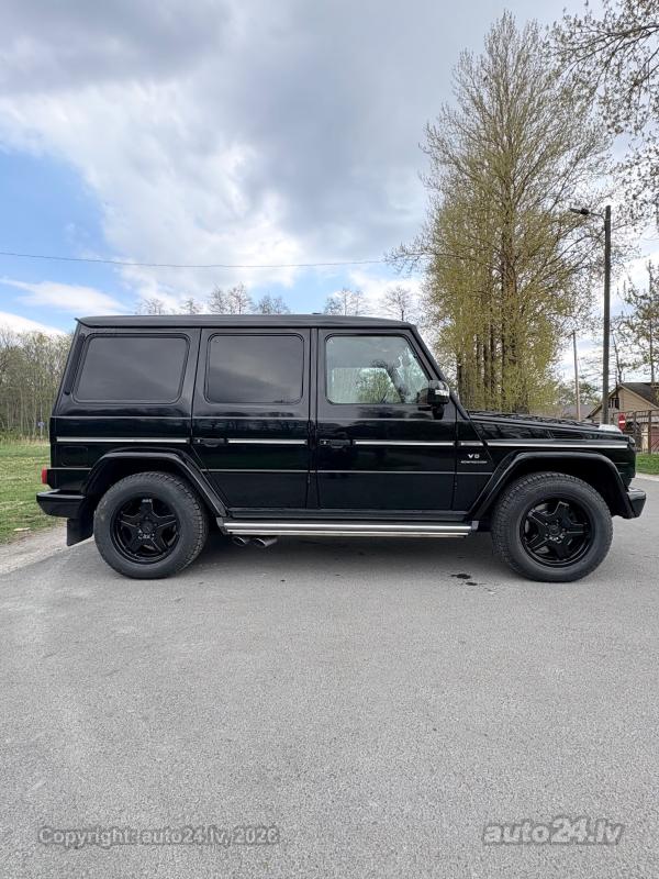 Melns Mercedes-Benz G-Class 2004 Tallina, ar dzinēja tilpumu 5.40 L un nobraukumu 202 tūkst. km par 39900 €, foto 3 vietnē AUTOMOTO.COM.LV