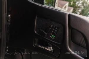 Melns Mercedes-Benz G-Class 2004 Tartu, ar dzinēja tilpumu 5.00 L un nobraukumu 214 tūkst. km par 28000 €, foto 15 vietnē AUTOMOTO.COM.LV