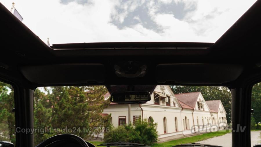 Melns Mercedes-Benz G-Class 2004 Tartu, ar dzinēja tilpumu 5.00 L un nobraukumu 214 tūkst. km par 28000 €, foto 18 vietnē AUTOMOTO.COM.LV