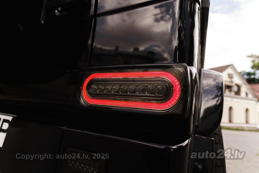Melns Mercedes-Benz G-Class 2004 Tartu, ar dzinēja tilpumu 5.00 L un nobraukumu 214 tūkst. km par 28000 €, foto 21 vietnē AUTOMOTO.COM.LV
