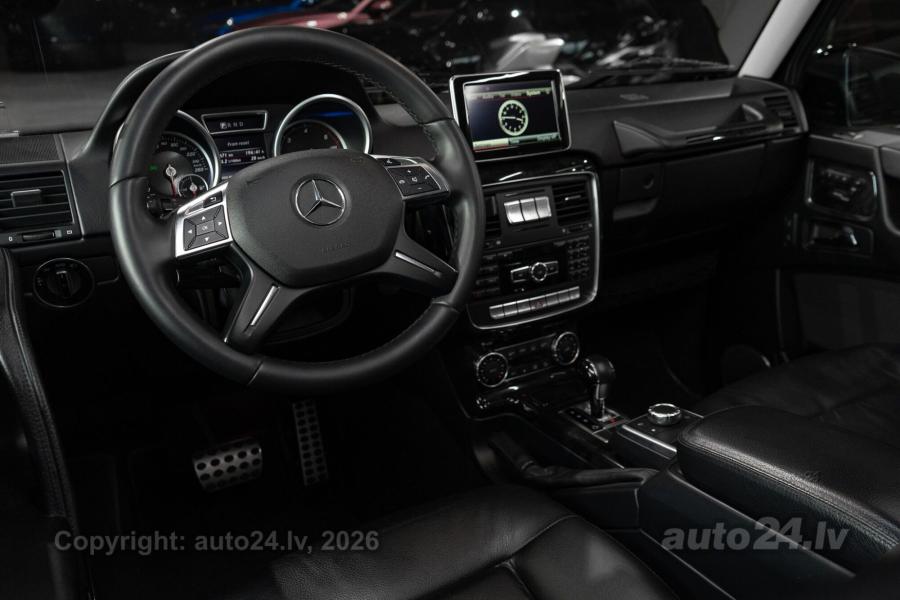 Black Mercedes-Benz G-Class 2015 in Riga, with an engine capacity of 3.00 L and mileage of 138 thousand km for 62500 €, photo 12 on AUTOMOTO.COM.LV