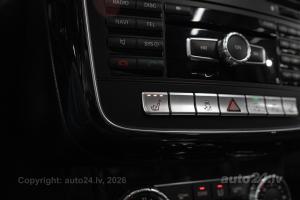Black Mercedes-Benz G-Class 2015 in Riga, with an engine capacity of 3.00 L and mileage of 138 thousand km for 62500 €, photo 26 on AUTOMOTO.COM.LV