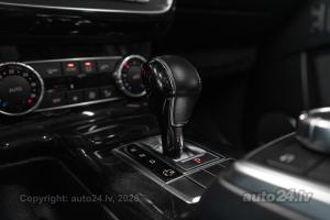 Black Mercedes-Benz G-Class 2015 in Riga, with an engine capacity of 3.00 L and mileage of 138 thousand km for 62500 €, photo 28 on AUTOMOTO.COM.LV