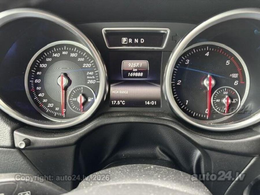 Black Mercedes-Benz G-Class 2016 in Tallinn, with an engine capacity of 3.00 L and mileage of 170 thousand km for 65000 €, photo 13 on AUTOMOTO.COM.LV