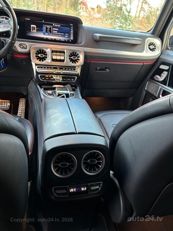 Black Mercedes-Benz G-Class 2019 in Johvi, with an engine capacity of 2.93 L and mileage of 117 thousand km for 105000 €, photo 4 on AUTOMOTO.COM.LV