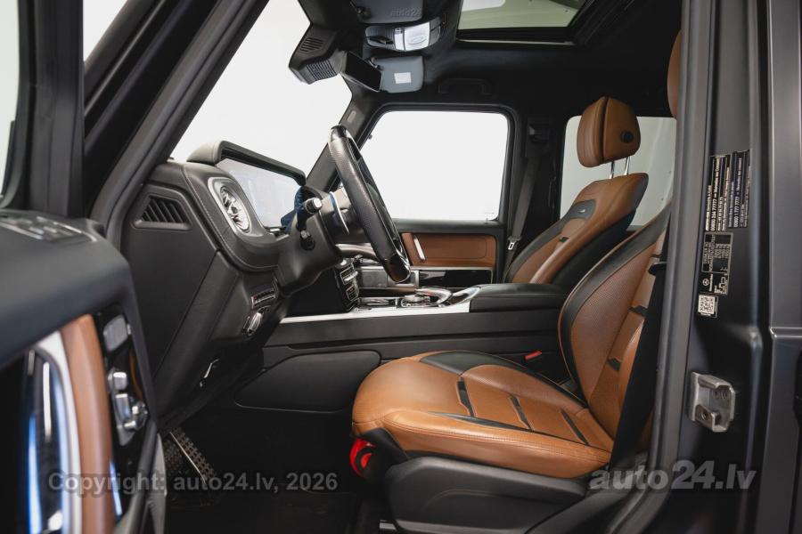 Black Mercedes-Benz G-Class 2019 in Tartu, with an engine capacity of 4.00 L and mileage of 56 thousand km for 149000 €, photo 11 on AUTOMOTO.COM.LV