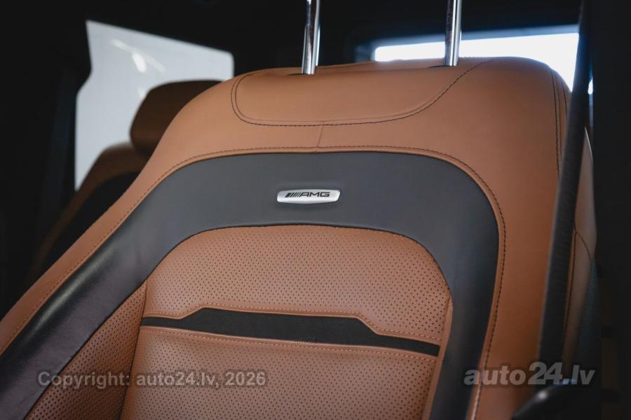 Black Mercedes-Benz G-Class 2019 in Tartu, with an engine capacity of 4.00 L and mileage of 56 thousand km for 149000 €, photo 12 on AUTOMOTO.COM.LV