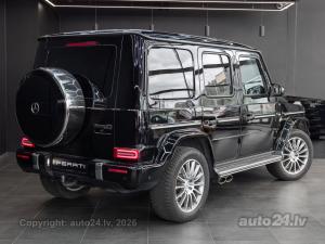 Melns Mercedes-Benz G-Class 2023 Tallina, ar dzinēja tilpumu 3.00 L un nobraukumu 52 tūkst. km par 119900 €, foto 3 vietnē AUTOMOTO.COM.LV