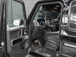 Melns Mercedes-Benz G-Class 2023 Tallina, ar dzinēja tilpumu 3.00 L un nobraukumu 52 tūkst. km par 119900 €, foto 6 vietnē AUTOMOTO.COM.LV
