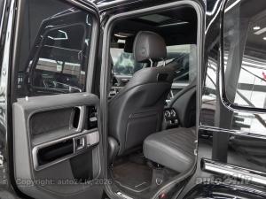 Melns Mercedes-Benz G-Class 2023 Tallina, ar dzinēja tilpumu 3.00 L un nobraukumu 52 tūkst. km par 119900 €, foto 8 vietnē AUTOMOTO.COM.LV