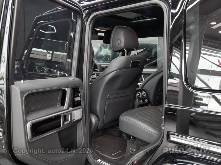 Melns Mercedes-Benz G-Class 2023 Tallina, ar dzinēja tilpumu 3.00 L un nobraukumu 52 tūkst. km par 119900 €, foto 8 vietnē AUTOMOTO.COM.LV