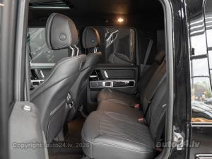 Melns Mercedes-Benz G-Class 2023 Tallina, ar dzinēja tilpumu 3.00 L un nobraukumu 52 tūkst. km par 119900 €, foto 9 vietnē AUTOMOTO.COM.LV