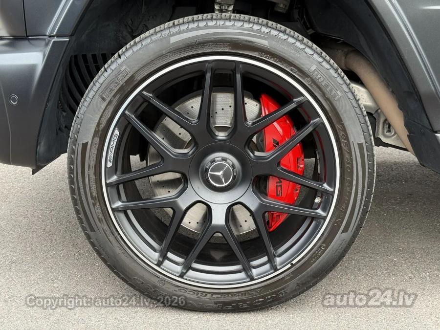 Black Mercedes-Benz G-Class 2023 in Tallinn, with an engine capacity of 4.00 L and mileage of 46 thousand km for 179995 €, photo 5 on AUTOMOTO.COM.LV