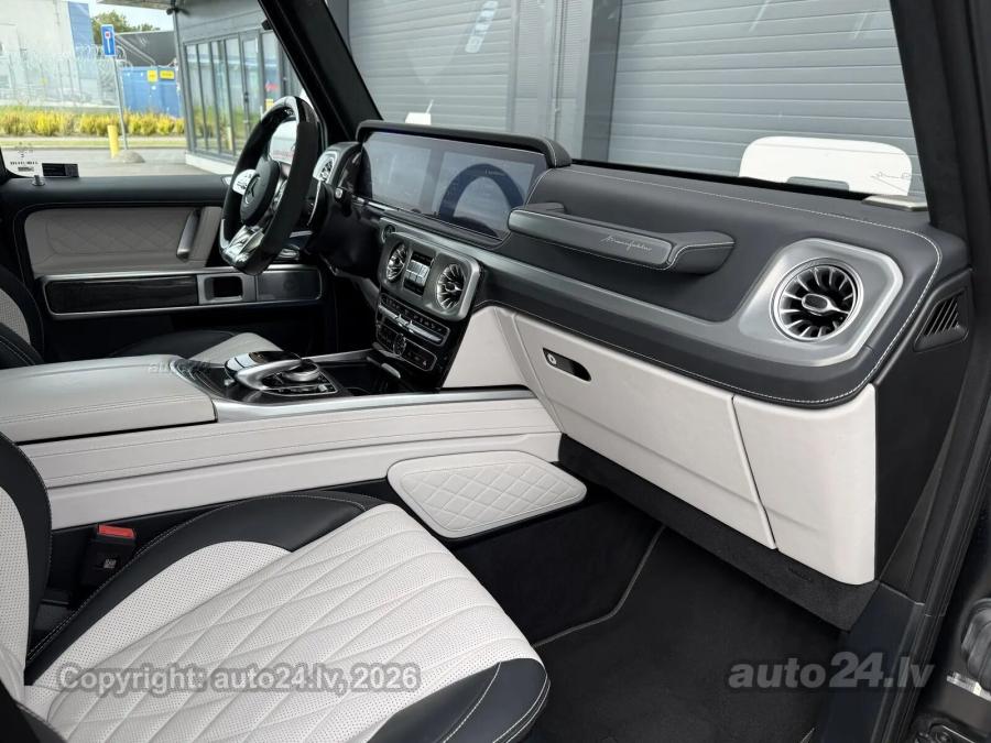 Black Mercedes-Benz G-Class 2023 in Tallinn, with an engine capacity of 4.00 L and mileage of 46 thousand km for 179995 €, photo 15 on AUTOMOTO.COM.LV