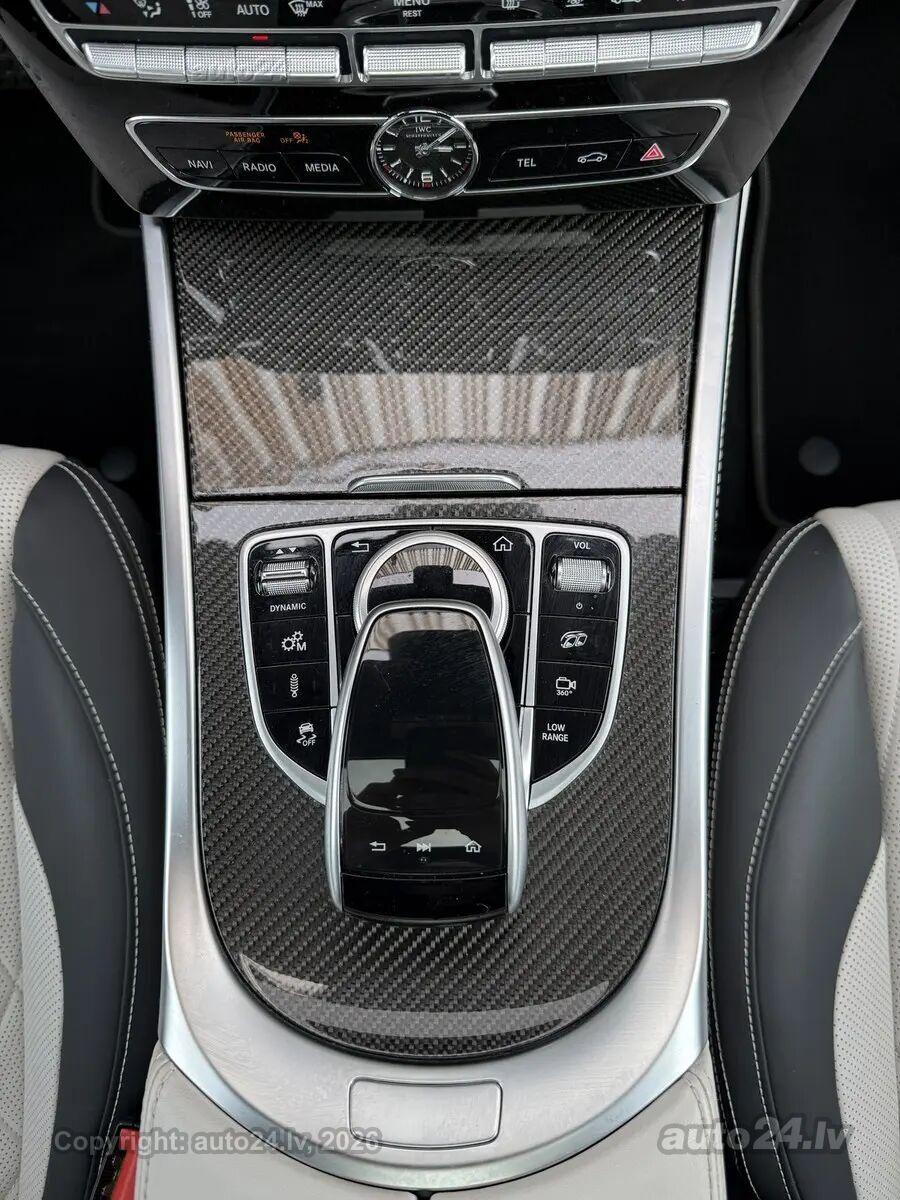 Black Mercedes-Benz G-Class 2023 in Tallinn, with an engine capacity of 4.00 L and mileage of 46 thousand km for 179995 €, photo 20 on AUTOMOTO.COM.LV