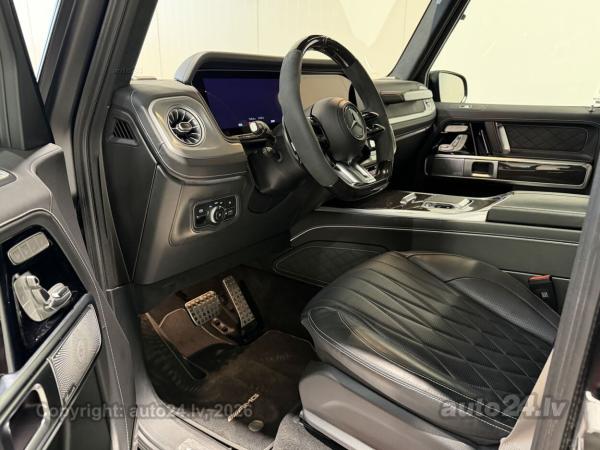Black Mercedes-Benz G-Class 2024 in Tartu, with an engine capacity of 4.00 L and mileage of 17 thousand km for 224900 €, photo 5 on AUTOMOTO.COM.LV