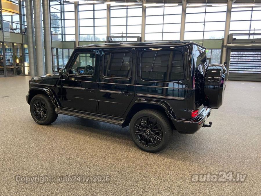 Black Mercedes-Benz G-Class 2025 in Tallinn, with an engine capacity of 2.99 L and mileage of 19 thousand km for 176000 €, photo 3 on AUTOMOTO.COM.LV