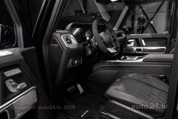 Black Mercedes-Benz G-Class 2025 in Riga, with an engine capacity of 4.00 L and mileage of 0 thousand km for 278300 €, photo 9 on AUTOMOTO.COM.LV