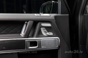 Black Mercedes-Benz G-Class 2025 in Riga, with an engine capacity of 4.00 L and mileage of 0 thousand km for 278300 €, photo 14 on AUTOMOTO.COM.LV
