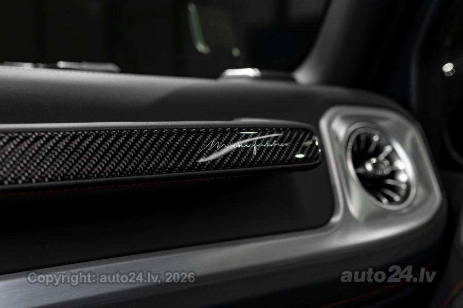 Black Mercedes-Benz G-Class 2025 in Riga, with an engine capacity of 4.00 L and mileage of 0 thousand km for 278300 €, photo 25 on AUTOMOTO.COM.LV