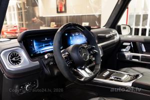 Melns Mercedes-Benz G-Class 2026 Tallina, ar dzinēja tilpumu 4.00 L un nobraukumu 4 tūkst. km par 260977 €, foto 9 vietnē AUTOMOTO.COM.LV