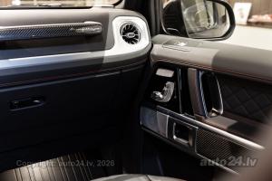 Melns Mercedes-Benz G-Class 2026 Tallina, ar dzinēja tilpumu 4.00 L un nobraukumu 4 tūkst. km par 260977 €, foto 15 vietnē AUTOMOTO.COM.LV