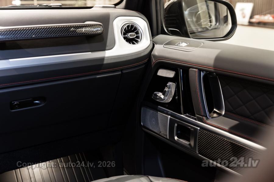 Melns Mercedes-Benz G-Class 2026 Tallina, ar dzinēja tilpumu 4.00 L un nobraukumu 4 tūkst. km par 260977 €, foto 15 vietnē AUTOMOTO.COM.LV