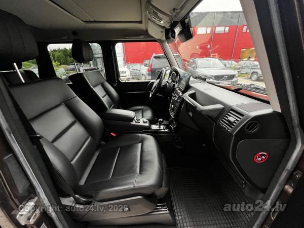 Brūns Mercedes-Benz G-Class 2018 Tallina, ar dzinēja tilpumu 3.00 L un nobraukumu 145 tūkst. km par 65900 €, foto 9 vietnē AUTOMOTO.COM.LV