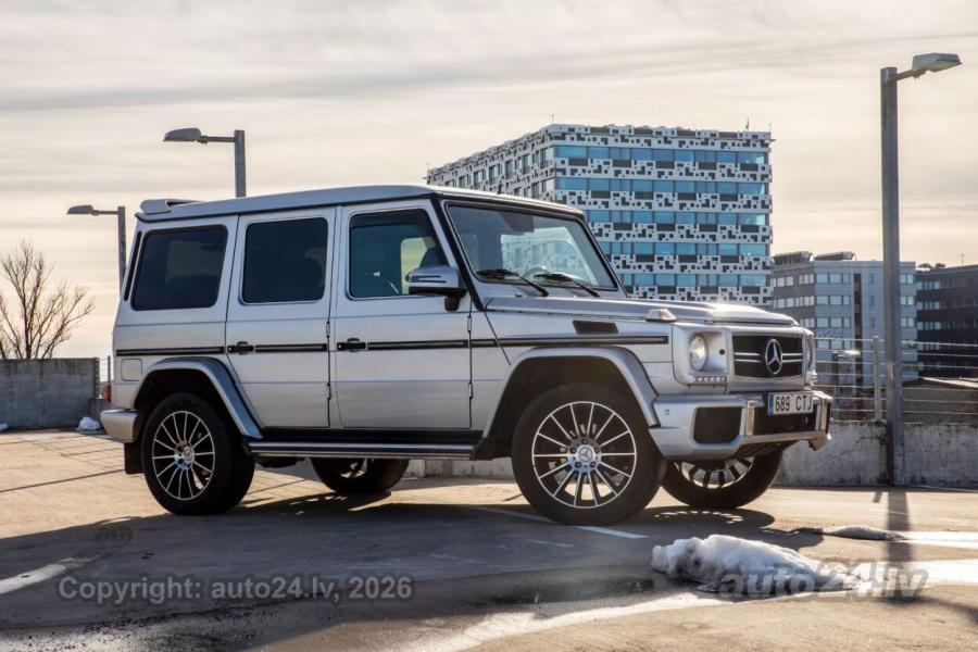 Grey Mercedes-Benz G-Class 2004 in Tallinn, with an engine capacity of 4.00 L and mileage of 240 thousand km for 37900 €, photo 3 on AUTOMOTO.COM.LV