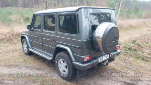 Grey Mercedes-Benz G-Class 2006 in Tallinn, with an engine capacity of 2.70 L and mileage of 312 thousand km for 31900 €, photo 3 on AUTOMOTO.COM.LV