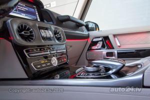 Grey Mercedes-Benz G-Class 2019 in Tallinn, with an engine capacity of 4.00 L and mileage of 101 thousand km for 153000 €, photo 14 on AUTOMOTO.COM.LV