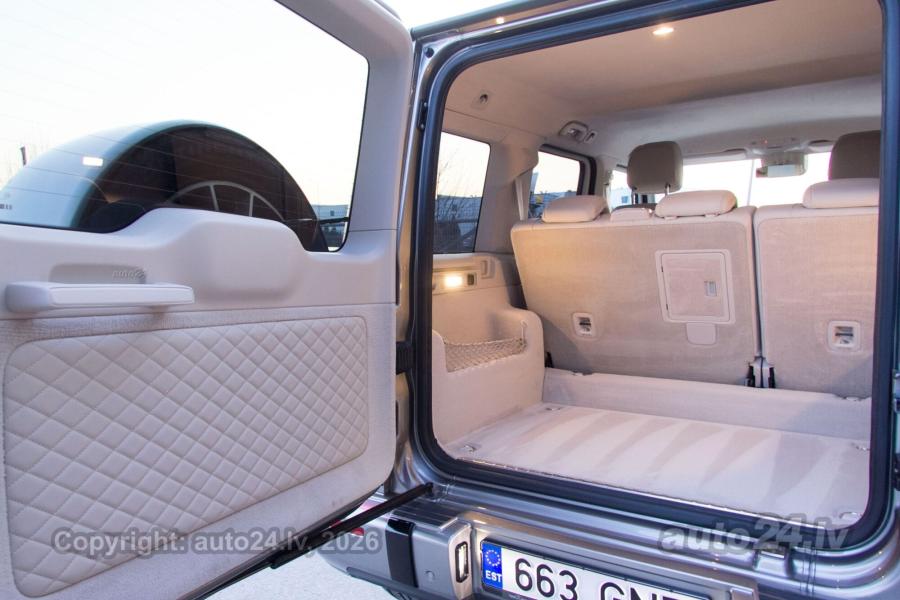 Grey Mercedes-Benz G-Class 2019 in Tallinn, with an engine capacity of 4.00 L and mileage of 101 thousand km for 153000 €, photo 25 on AUTOMOTO.COM.LV